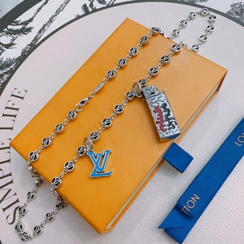 Inexpensive Louis Vuitton Necklaces