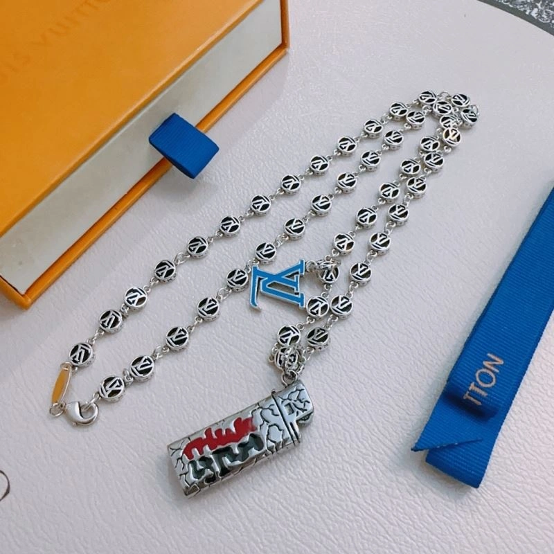 Inexpensive Louis Vuitton Necklaces