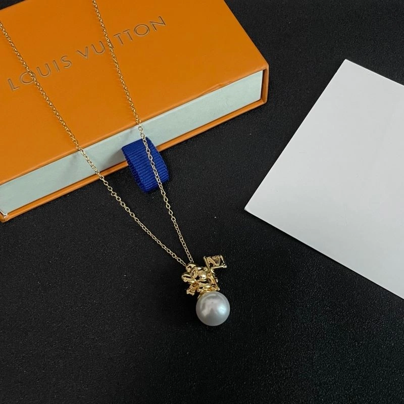 Discounted Louis Vuitton Necklaces