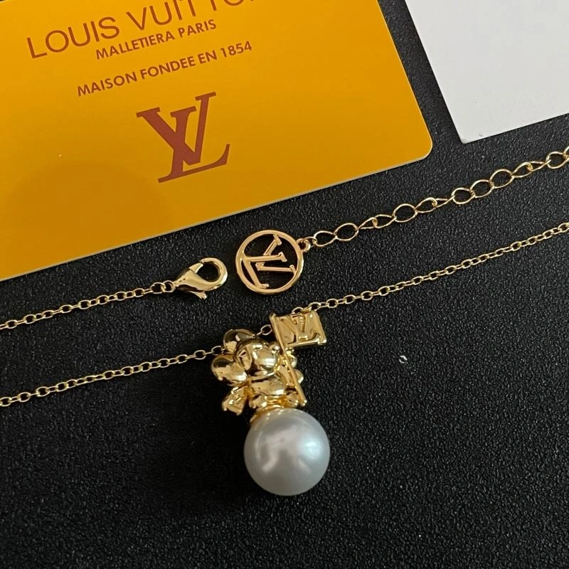 Discounted Louis Vuitton Necklaces