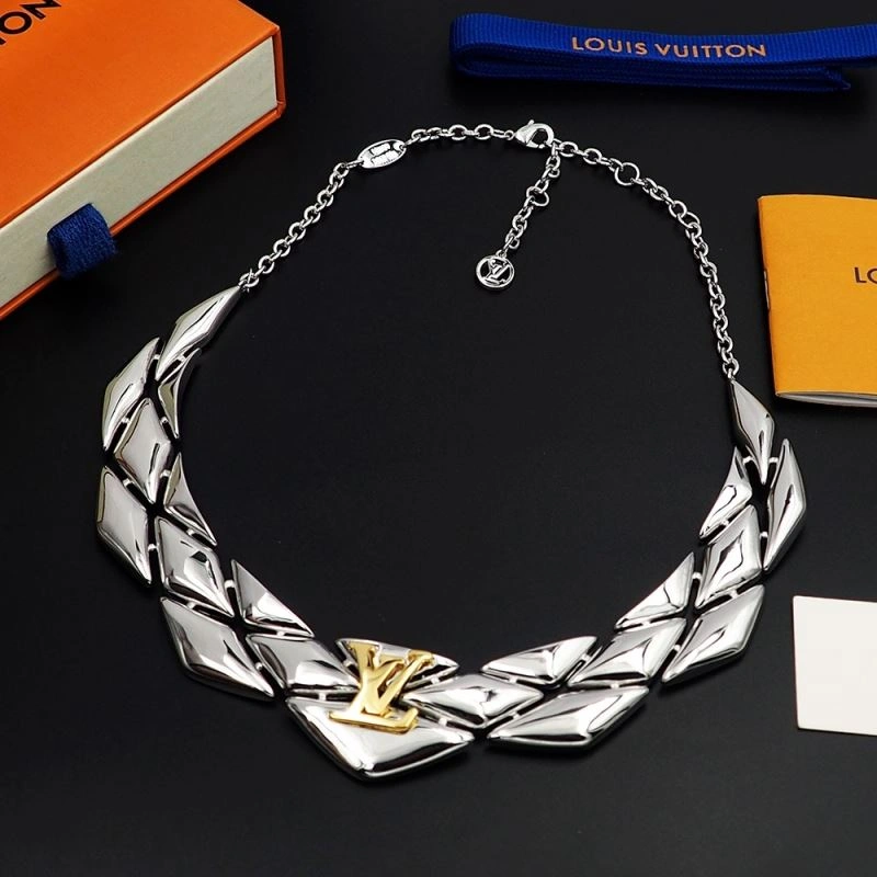 Official Louis Vuitton Necklaces