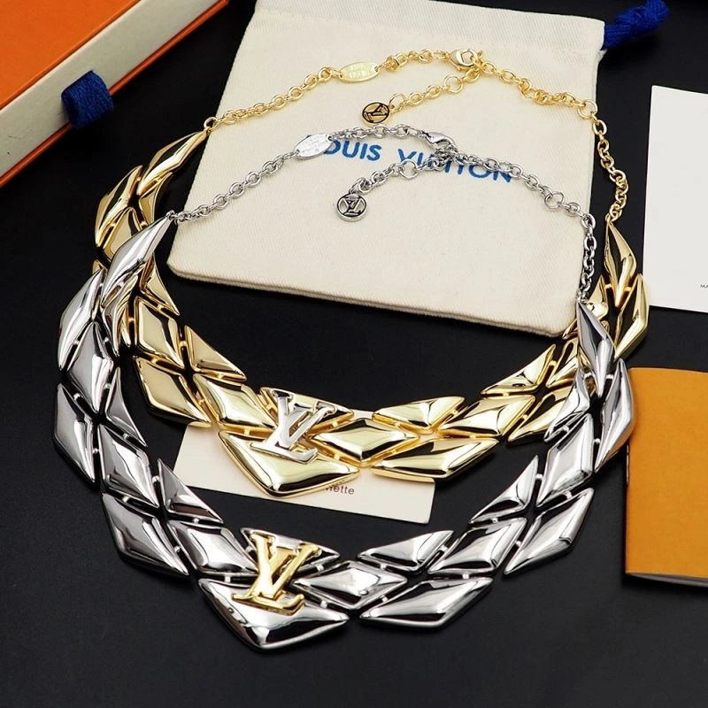 Official Louis Vuitton Necklaces