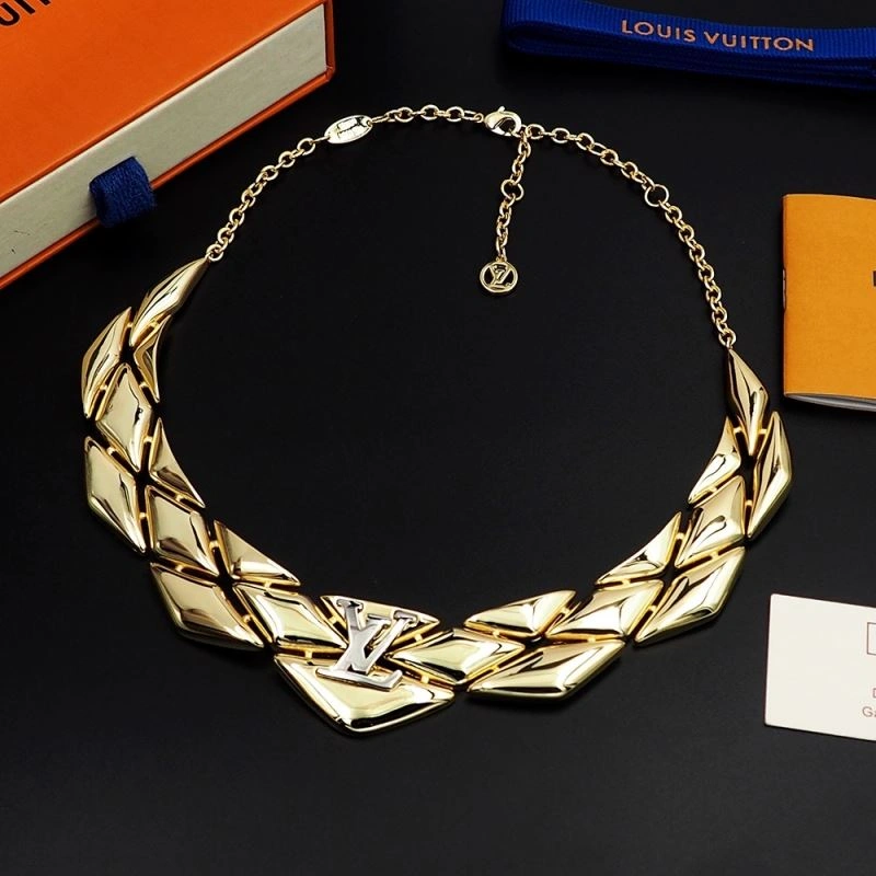 Reasonably priced Louis Vuitton Necklaces