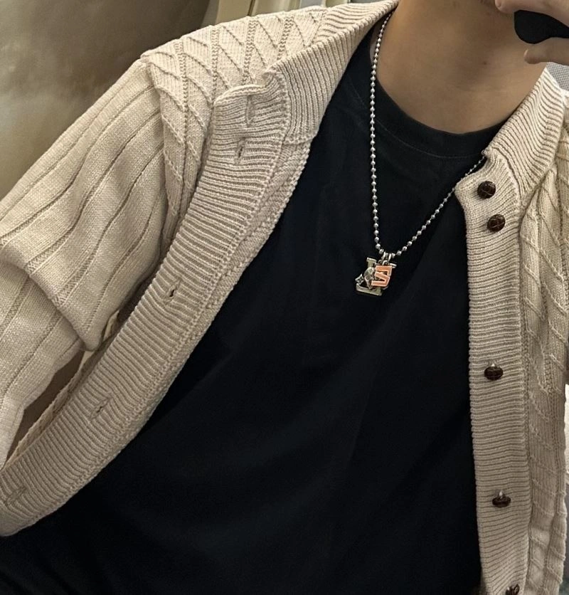 Top mirror Louis Vuitton Necklaces
