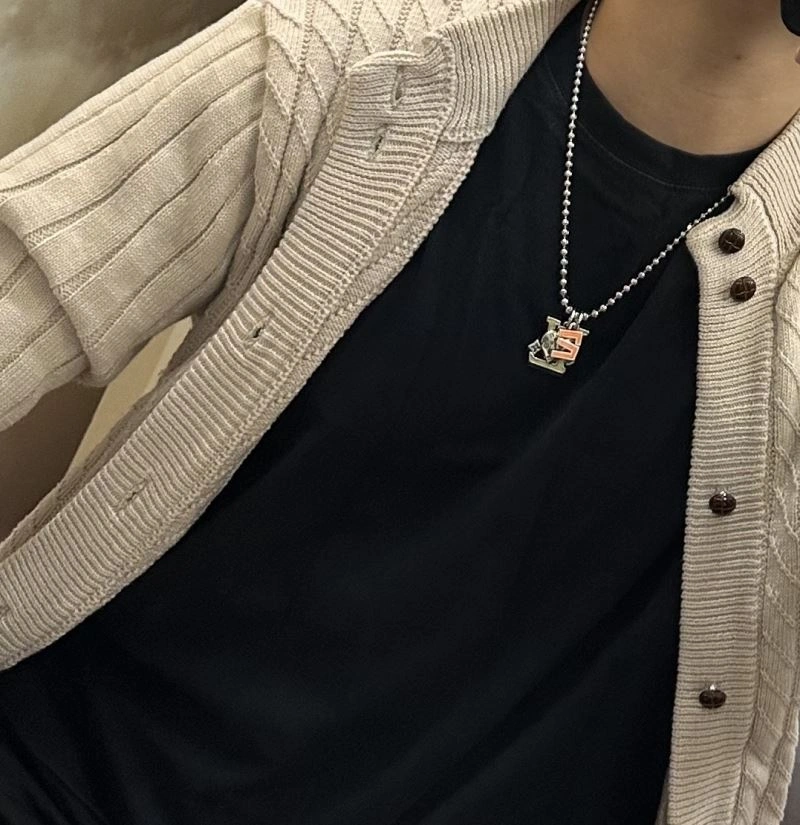 Top mirror Louis Vuitton Necklaces