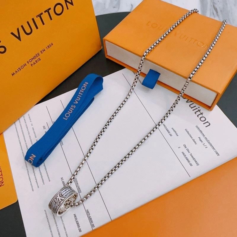 Brand-authenticated Louis Vuitton Necklaces