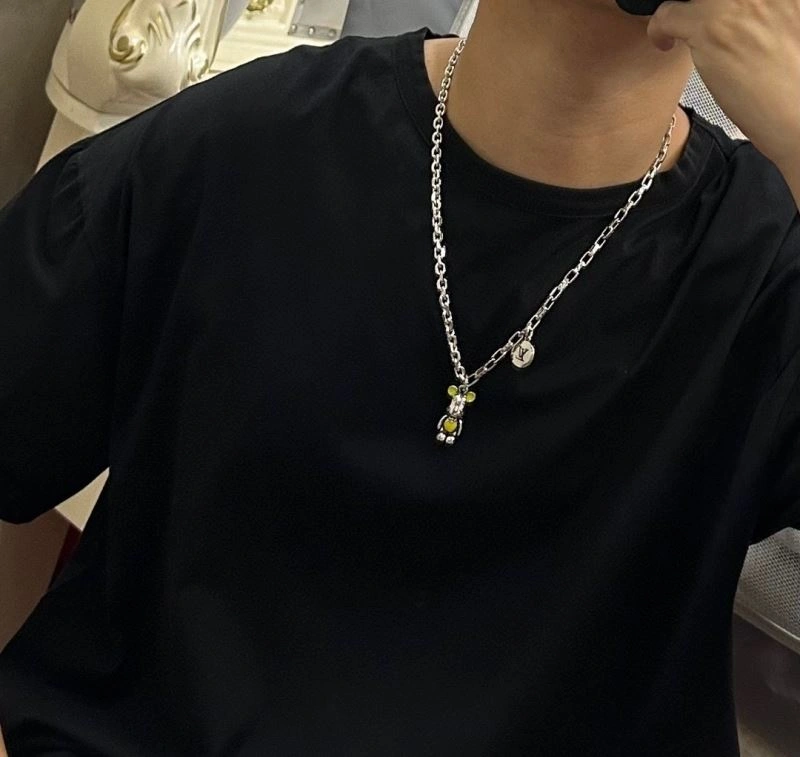 Mirror quality Louis Vuitton Necklaces