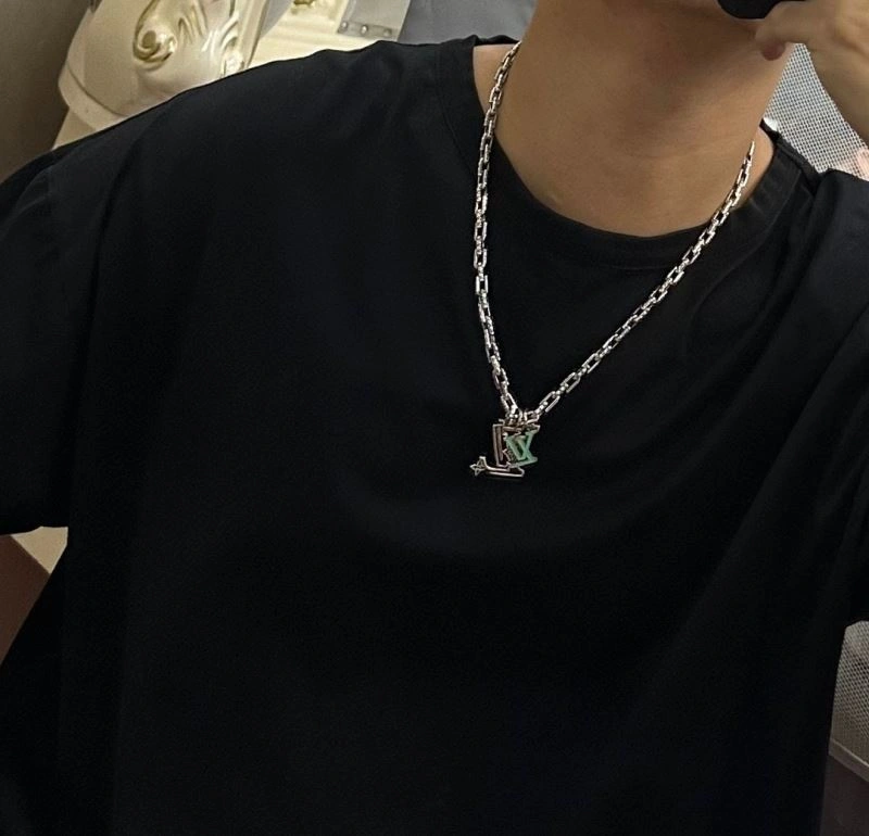 Economical Louis Vuitton Necklaces