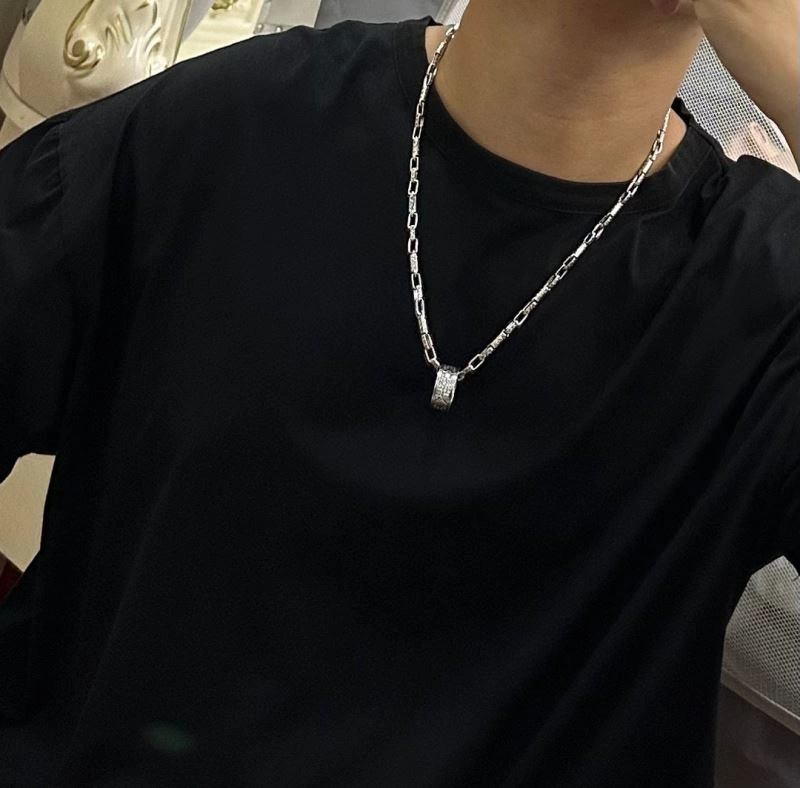 Genuine Louis Vuitton Necklaces