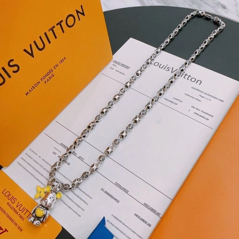 Original Louis Vuitton Necklaces