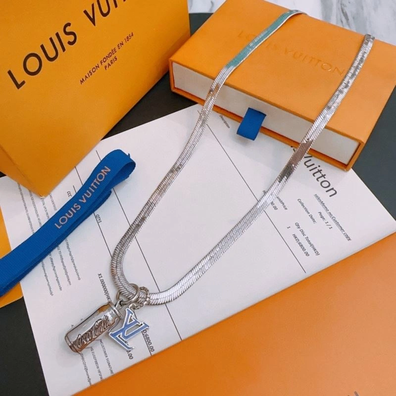 High fidelity Louis Vuitton Necklaces