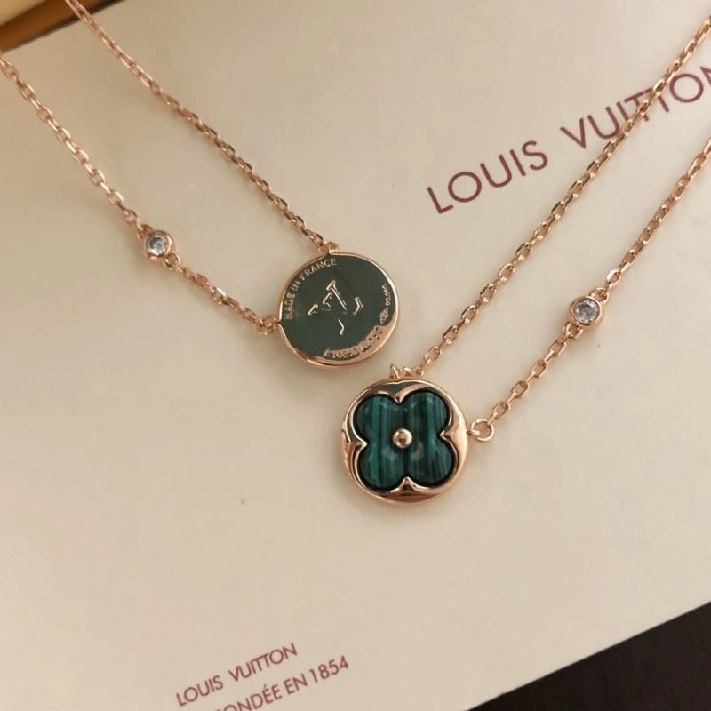 Official Louis Vuitton Necklaces