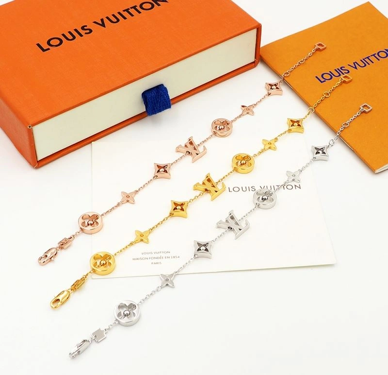 Legit Louis Vuitton Necklaces