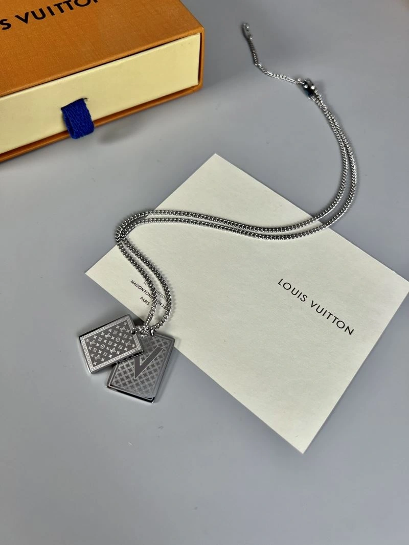 Discounted Louis Vuitton Necklaces