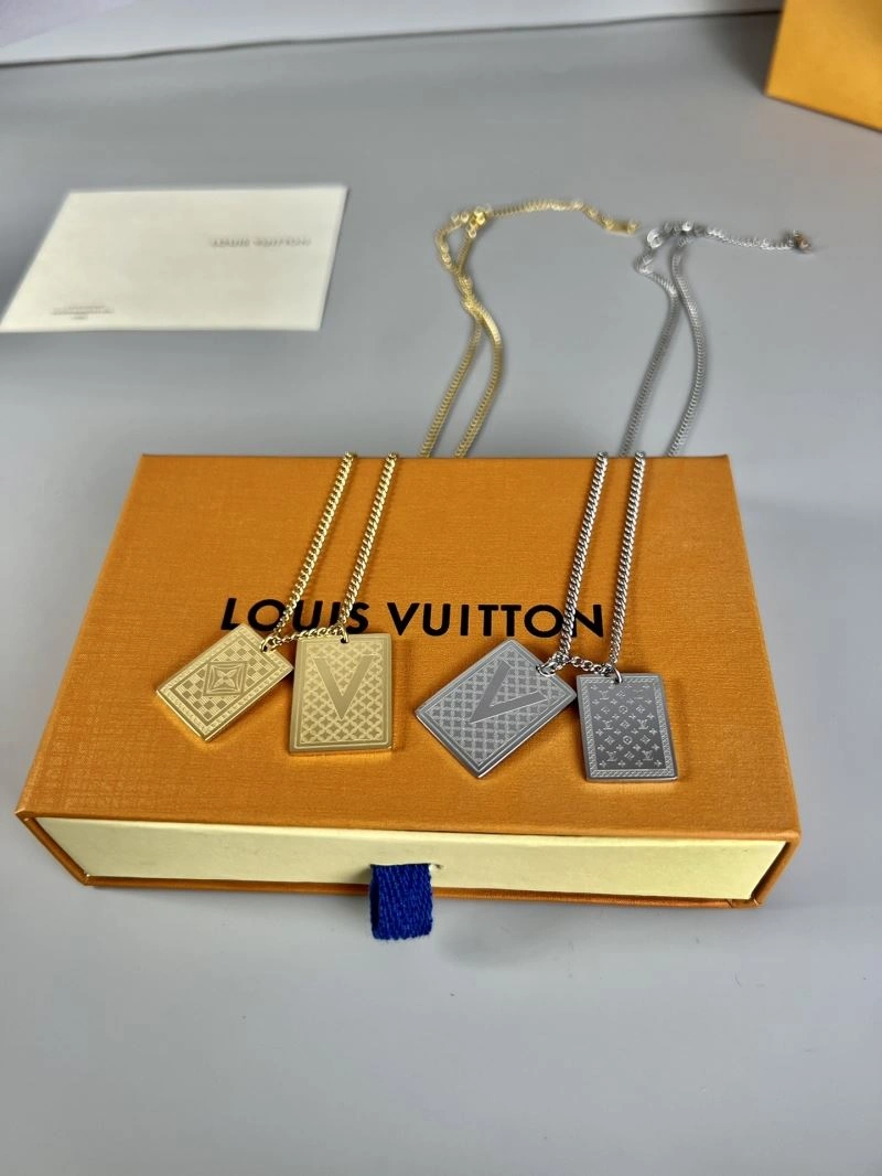 Discounted Louis Vuitton Necklaces