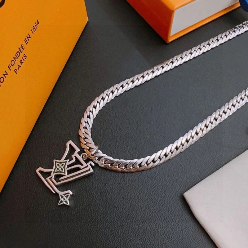 High fidelity Louis Vuitton Necklaces