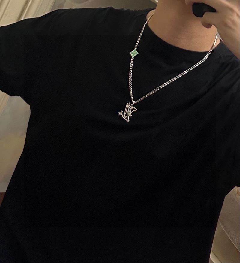 Indistinguishable Louis Vuitton Necklaces