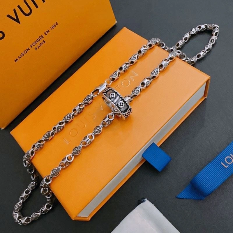 Economical Louis Vuitton Necklaces