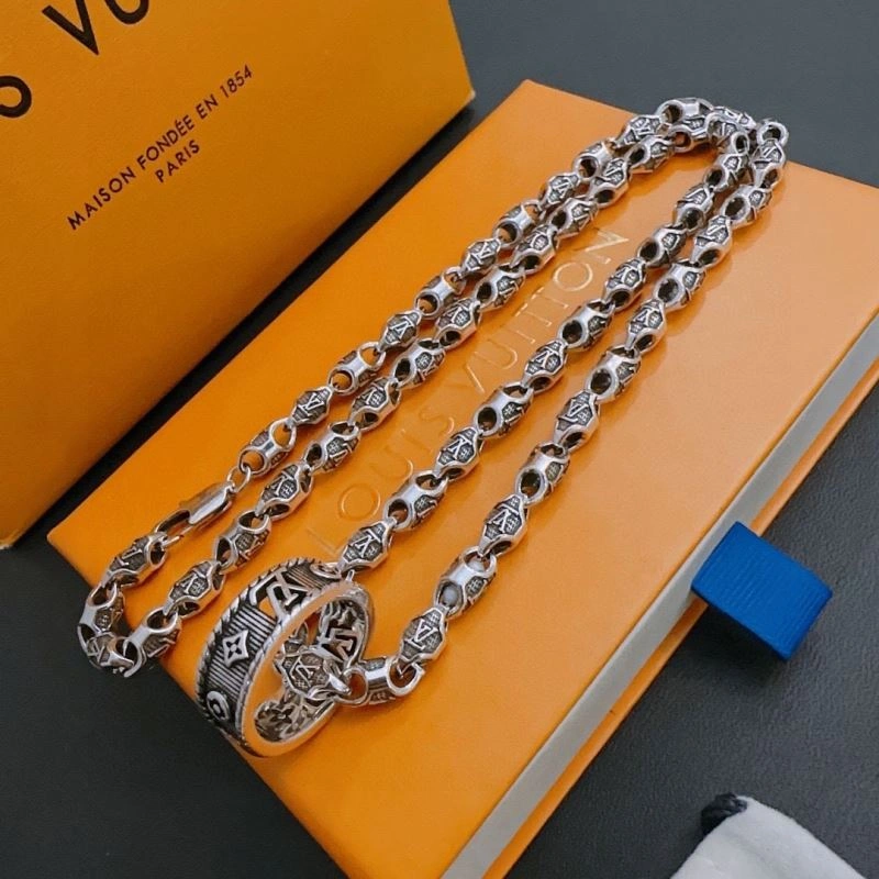 Economical Louis Vuitton Necklaces