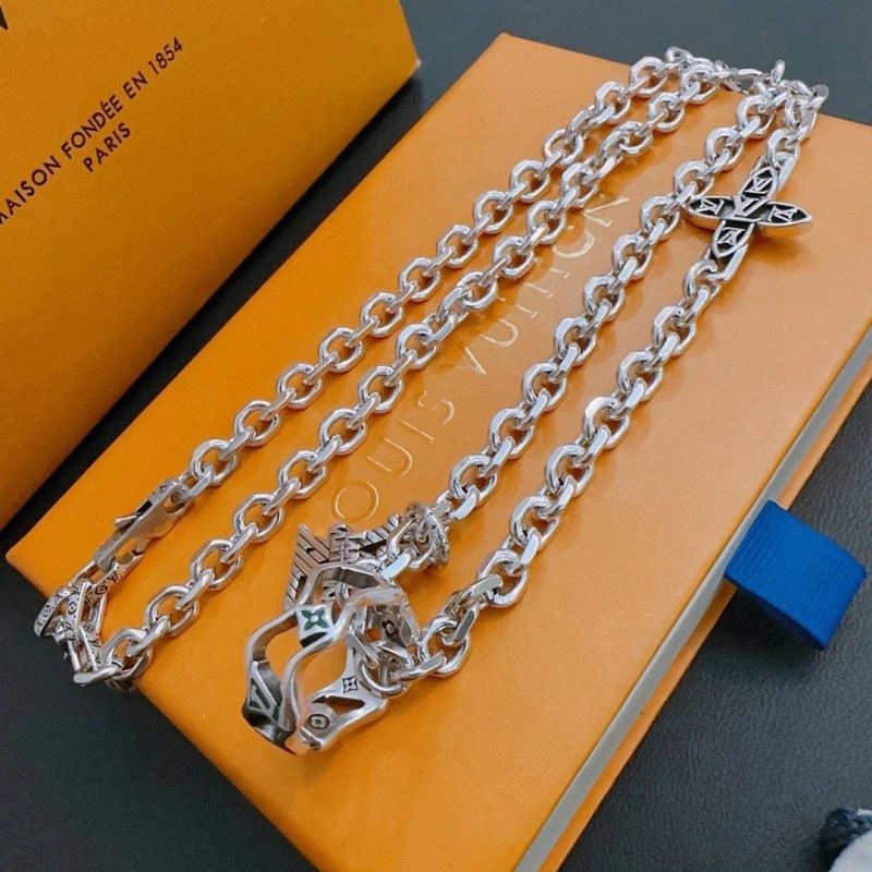 Value-priced Louis Vuitton Necklaces