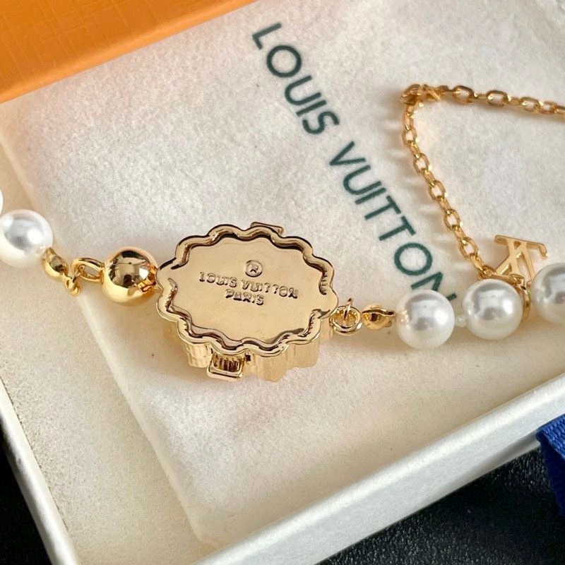 Brand-authenticated Louis Vuitton Necklaces