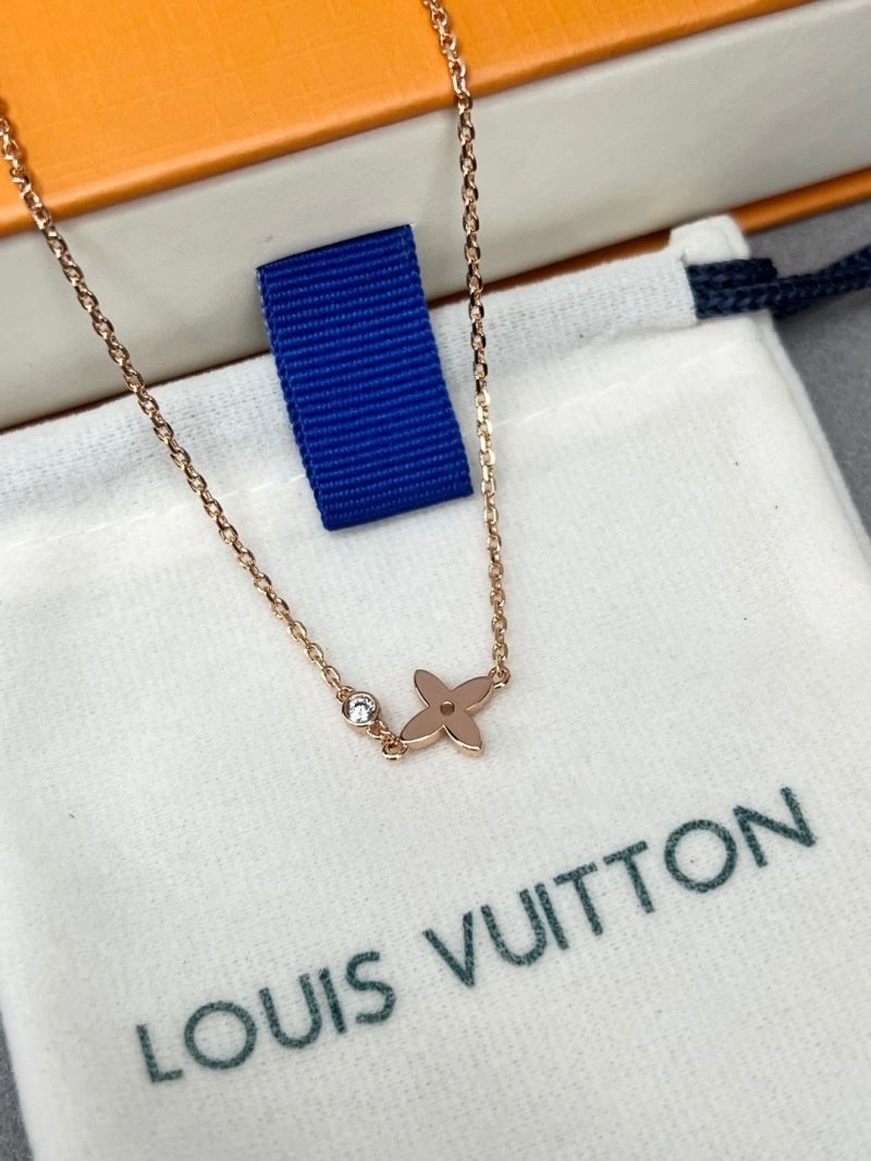 Bargain Louis Vuitton Necklaces