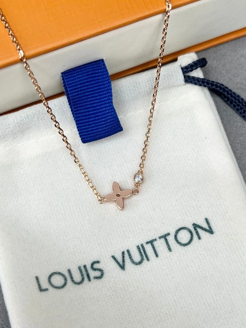 Bargain Louis Vuitton Necklaces