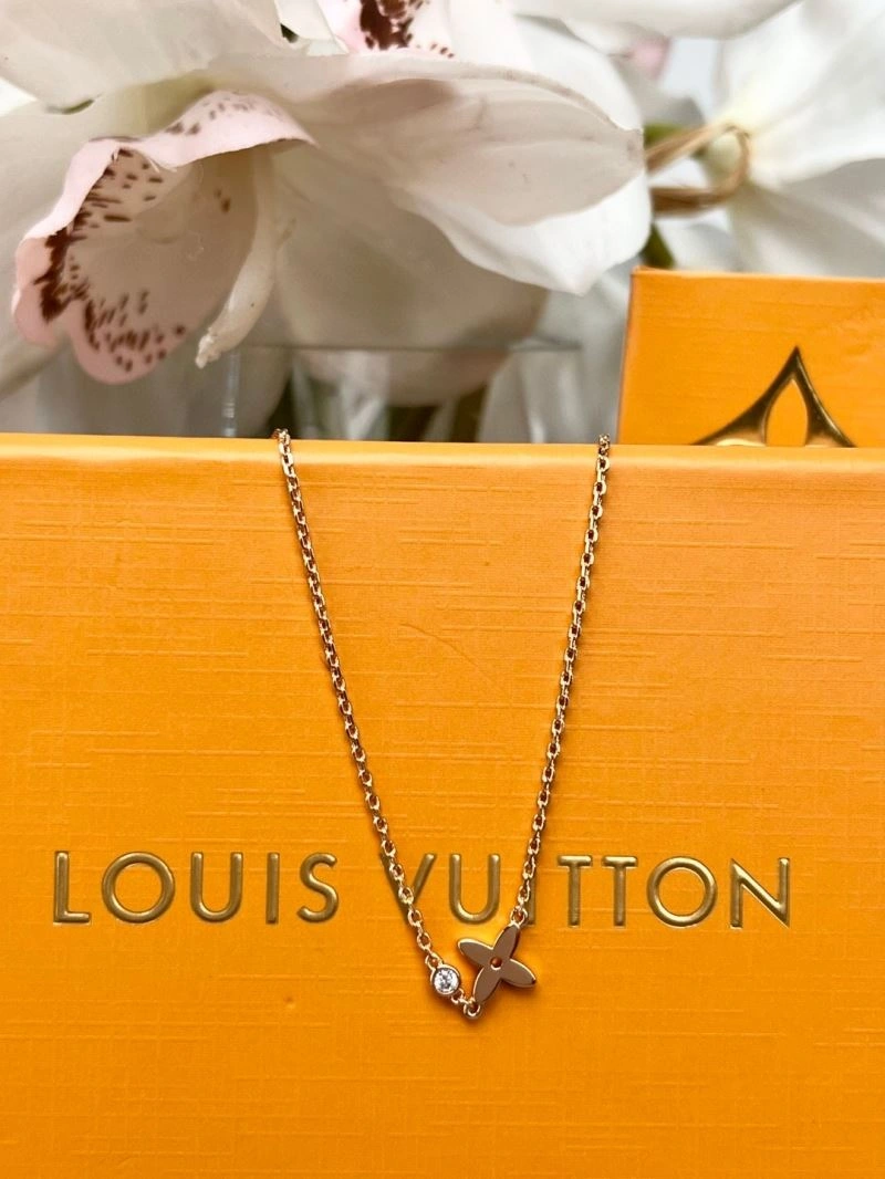 Bargain Louis Vuitton Necklaces