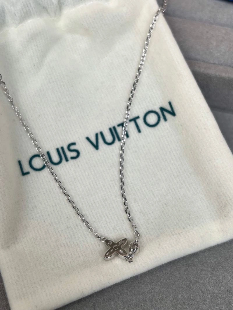 Bargain Louis Vuitton Necklaces