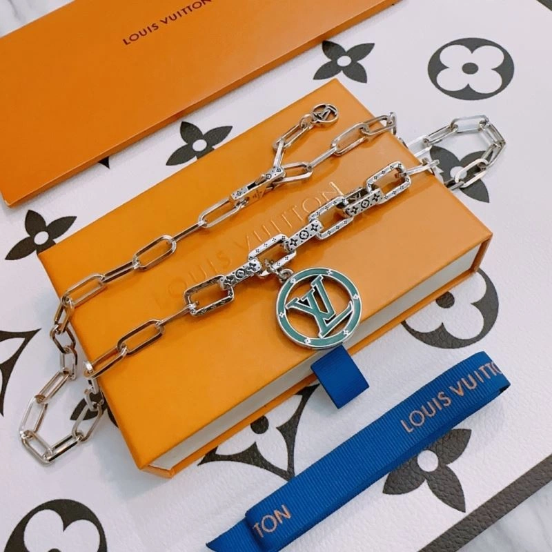 Legit Louis Vuitton Necklaces