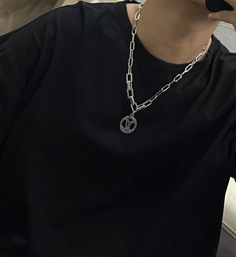 Legit Louis Vuitton Necklaces