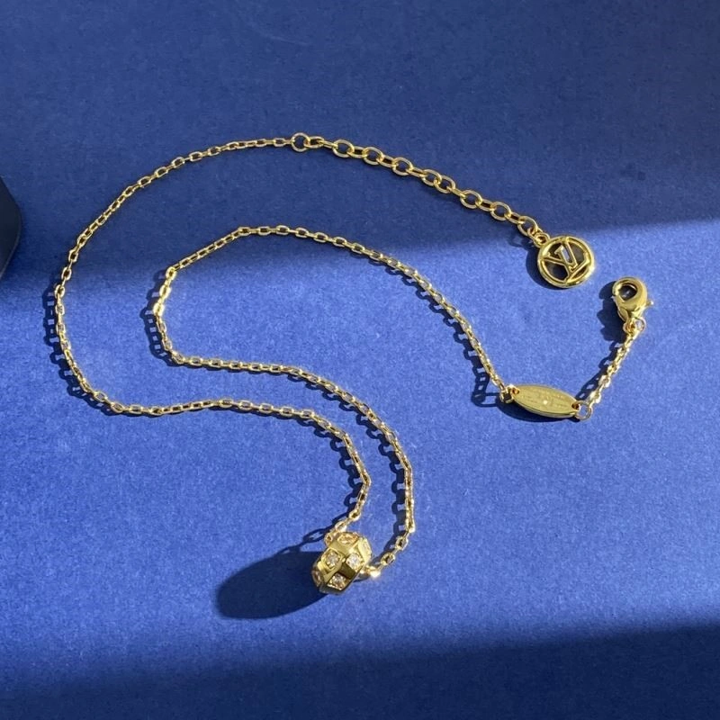 Reasonably priced Louis Vuitton Necklaces
