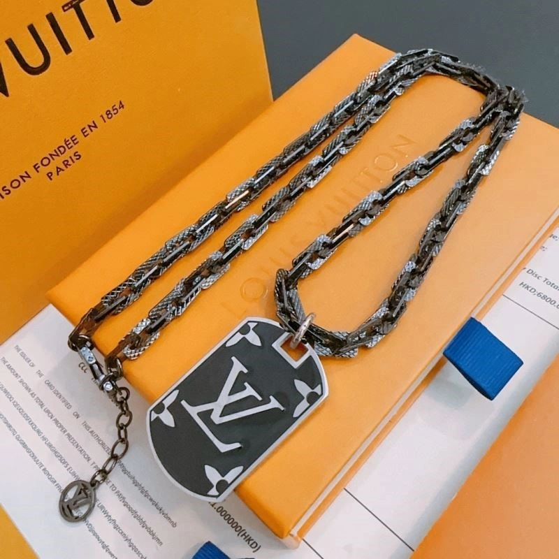 Top mirror Louis Vuitton Necklaces