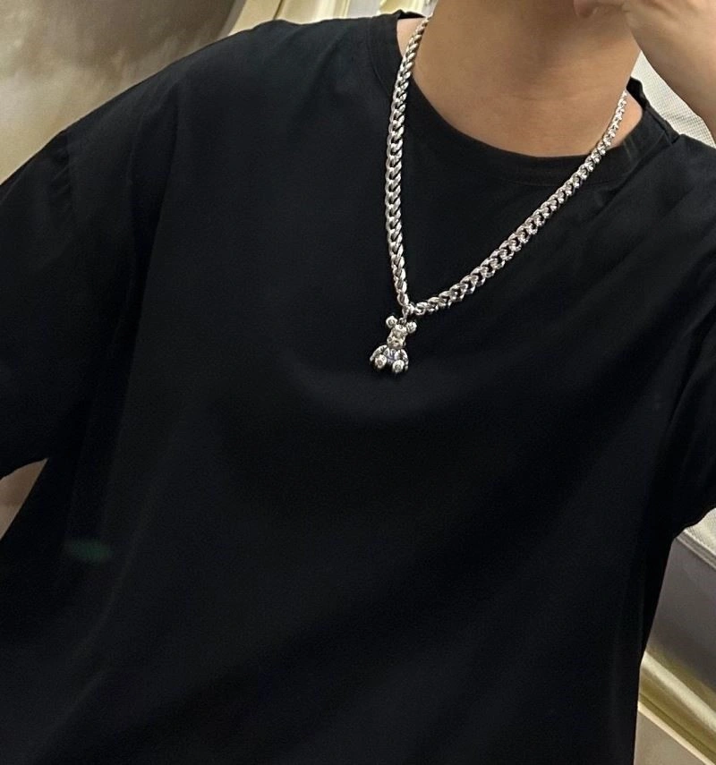 Original Louis Vuitton Necklaces