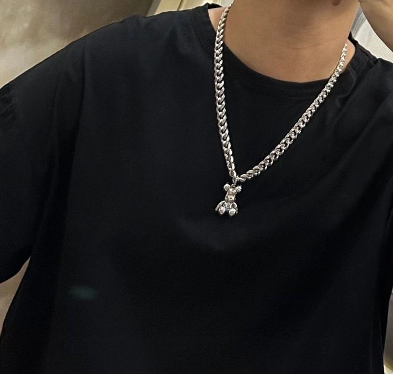 Original Louis Vuitton Necklaces