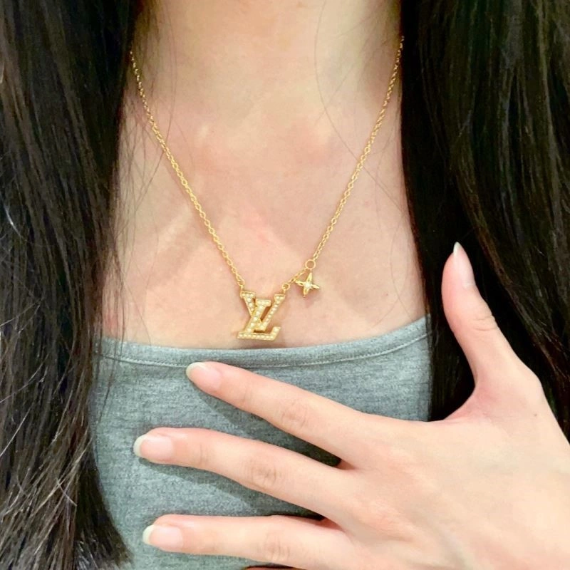 Economical Louis Vuitton Necklaces