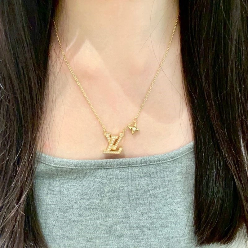 Economical Louis Vuitton Necklaces