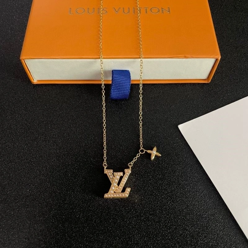 Economical Louis Vuitton Necklaces