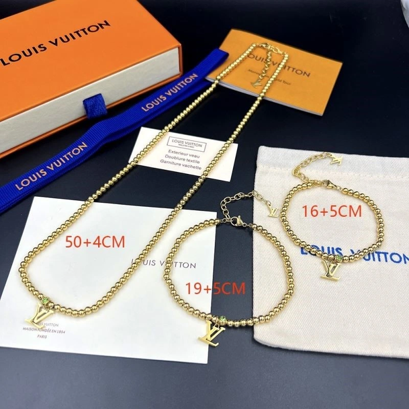 Top mirror Louis Vuitton Necklaces