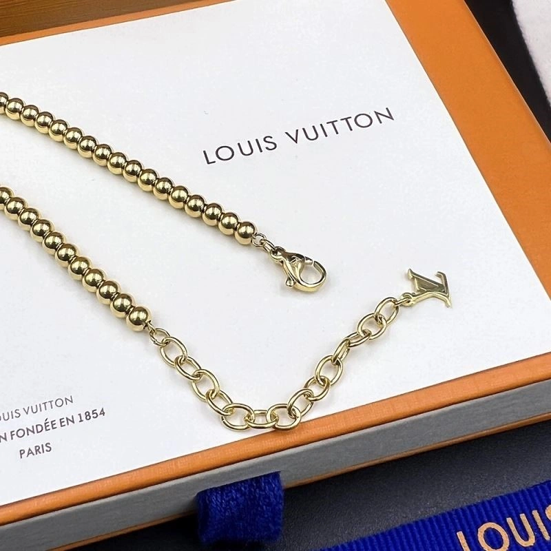Top mirror Louis Vuitton Necklaces