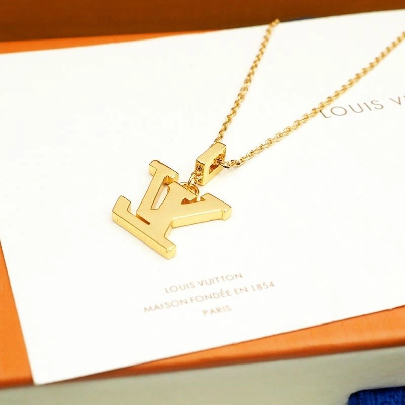 Official Louis Vuitton Necklaces