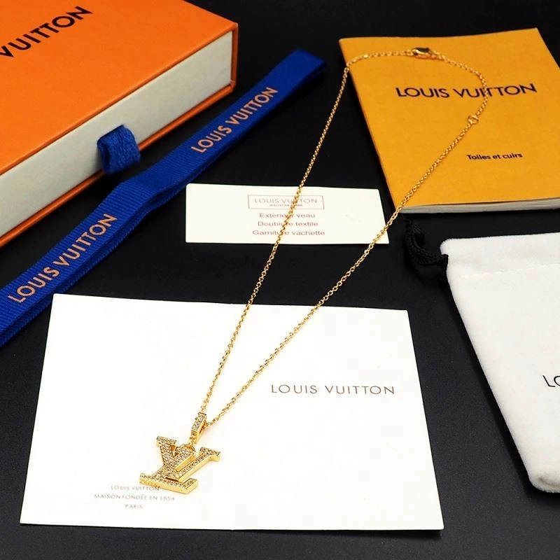 Official Louis Vuitton Necklaces