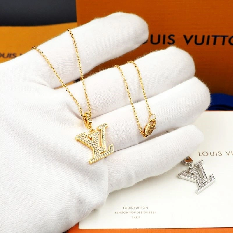 Legit Louis Vuitton Necklaces