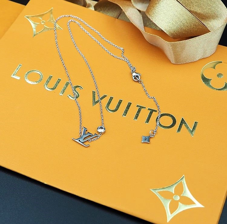 Indistinguishable Louis Vuitton Necklaces