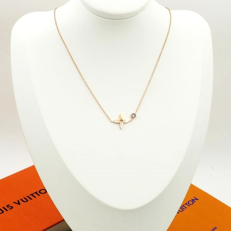 Value-priced Louis Vuitton Necklaces