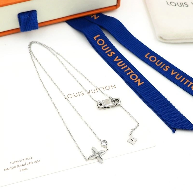 Value-priced Louis Vuitton Necklaces