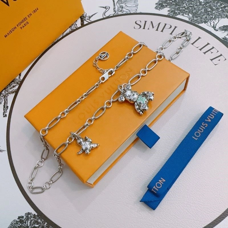 Louis Vuitton Necklaces