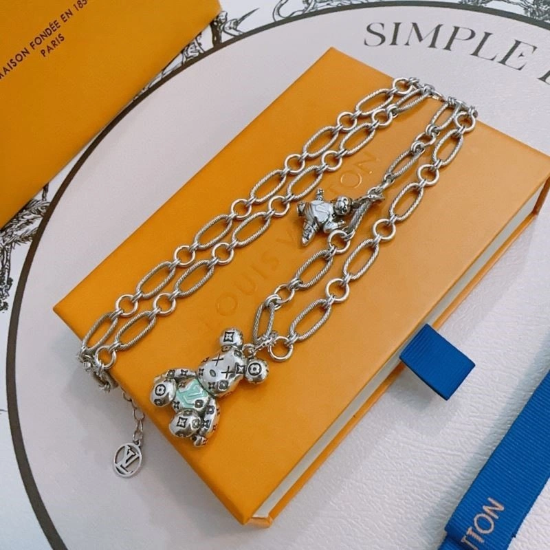 Reasonably priced Louis Vuitton Necklaces