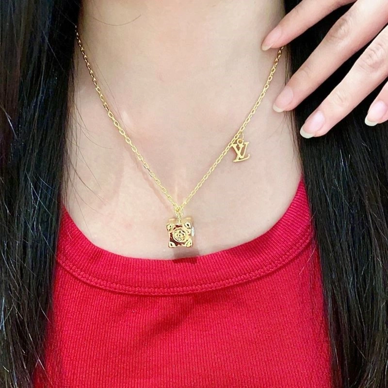 Louis Vuitton Necklaces
