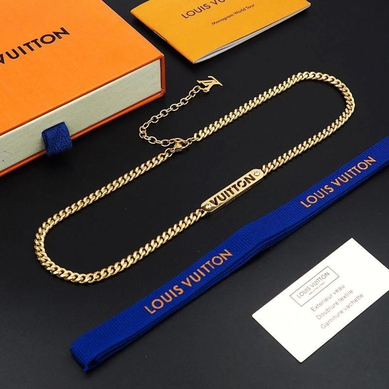 Reasonably priced Louis Vuitton Necklaces